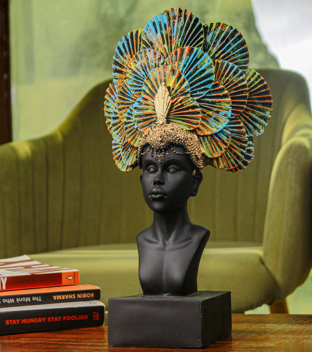 Three Crowned Beauties Statue | The Earth Store